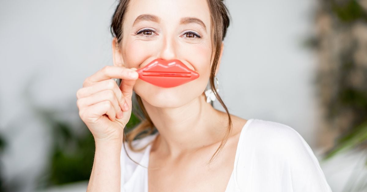 Otkrivamo trikove kako povećati gornju usnu! - Lipolea